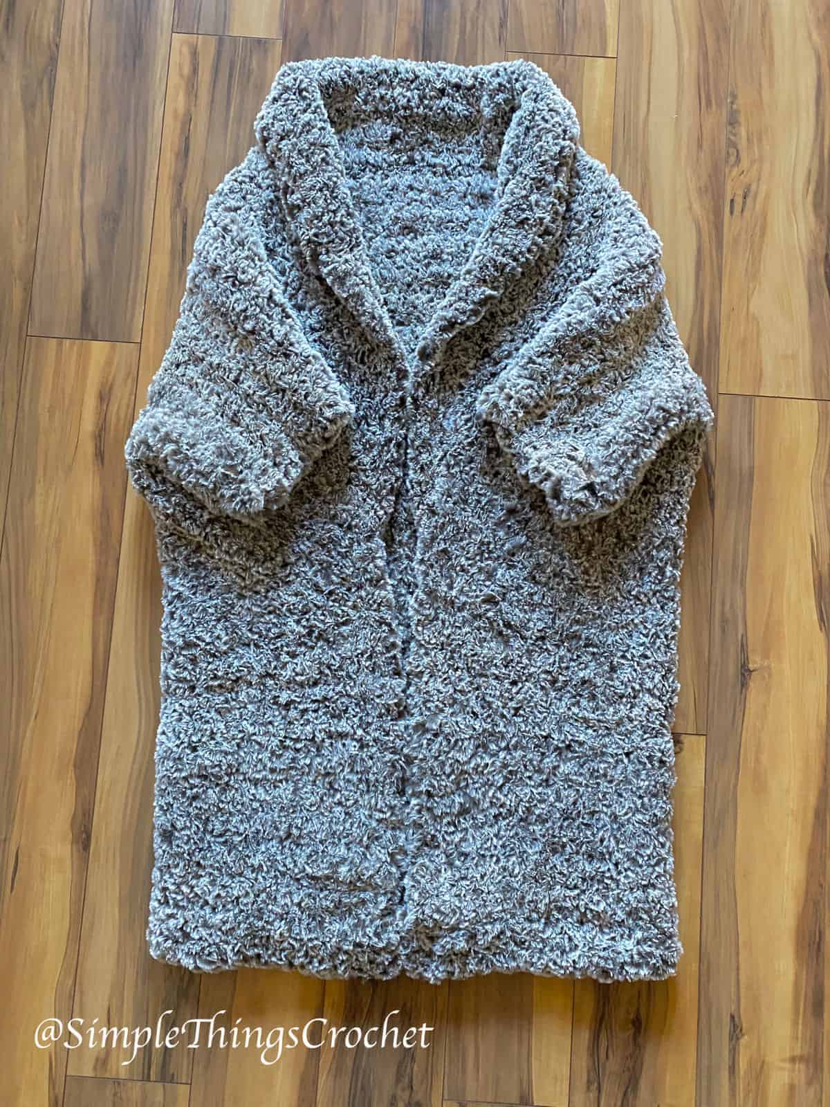 Bear Hug Duster - Simple Things Crochet